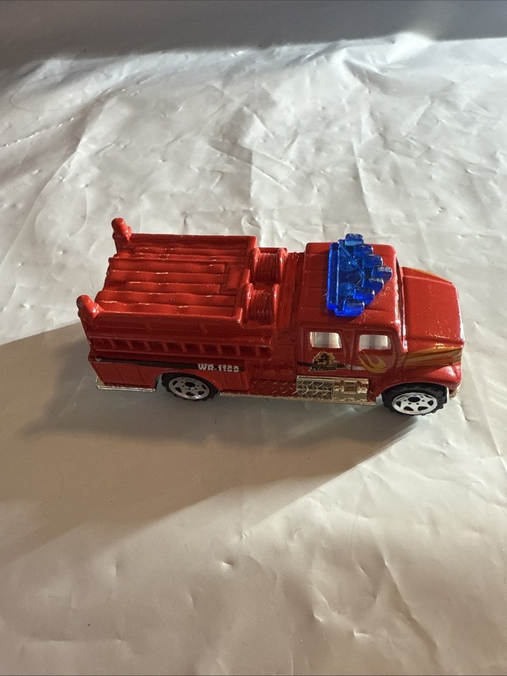 1998 Matchbox International Pumper Fire Engine MATCHBOX Car red blue ...