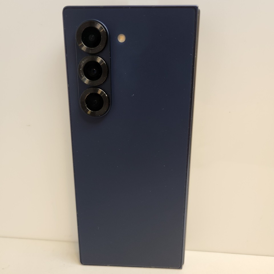 Samsung Galaxy Z Fold 6 (5G) - 256GB Navy (Unlocked) *USED COND.* [SM ...