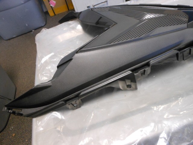 Ski-Doo BRP OEM Deep Black Center Hood 517304796 for sale online | eBay