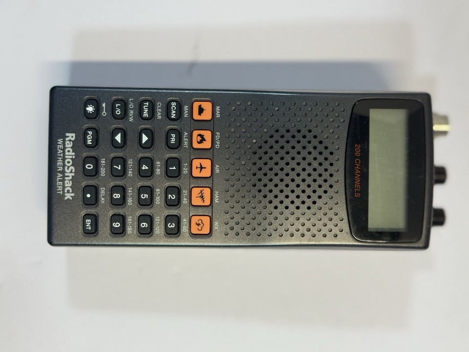 Radio Shack Weather Alert 20-315 PRO 82 scanning receiver (Tested) | eBay