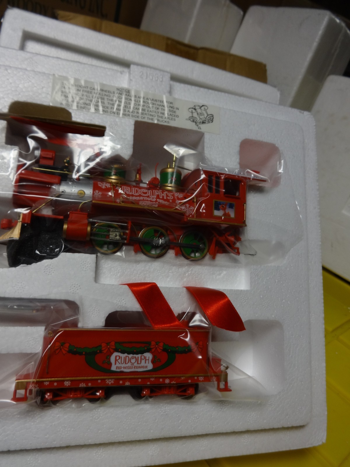 Hawthorne Village Christmas Locomotive & Tender Rudolph's Train MOVED ...