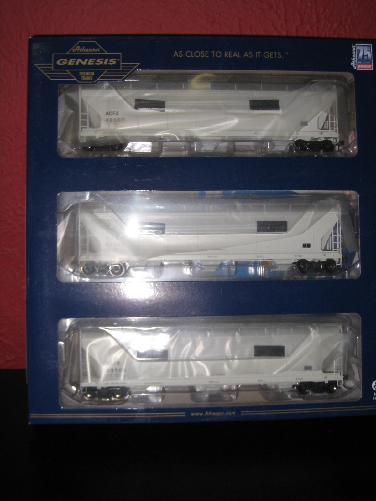 Athearn+G15844+HO+ACFX+ACF+4600+3-Bay+CF+Hopper+%231+%28Set+of+3%29 for ...