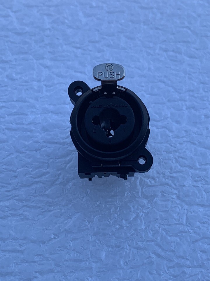 XLR Female Input Jack for KW Series,qsc K8,K10,K12,KW153,KW181 Neutrik ...