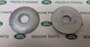 GENUINE LAND ROVER SHOCK ABSORBER OUTER RETAINING WASHER X2 RYF500220 ...