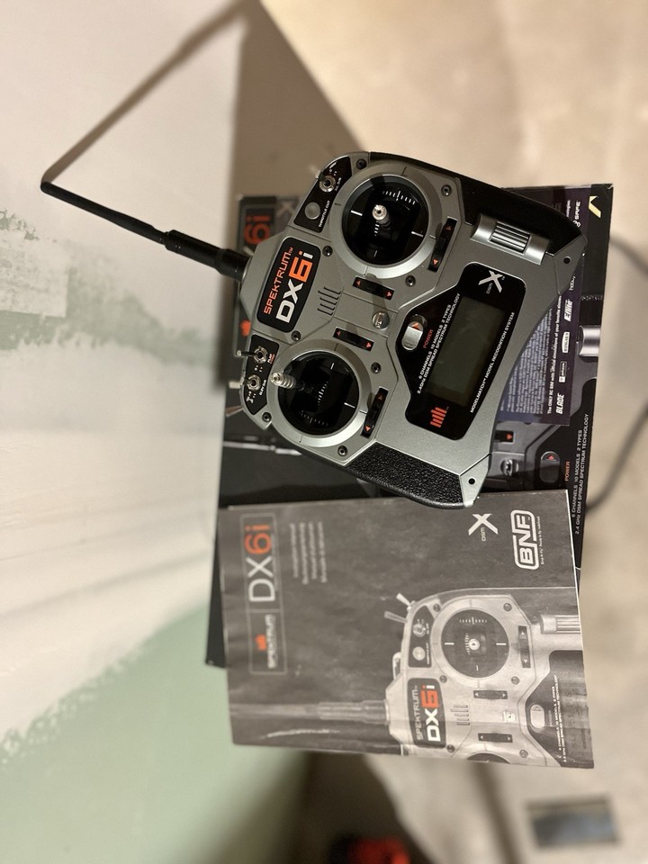 Spektrum DX6i 2.4GHz 6-Channel DSMX Transmitter SPMR6630 Mode 2 RC ...