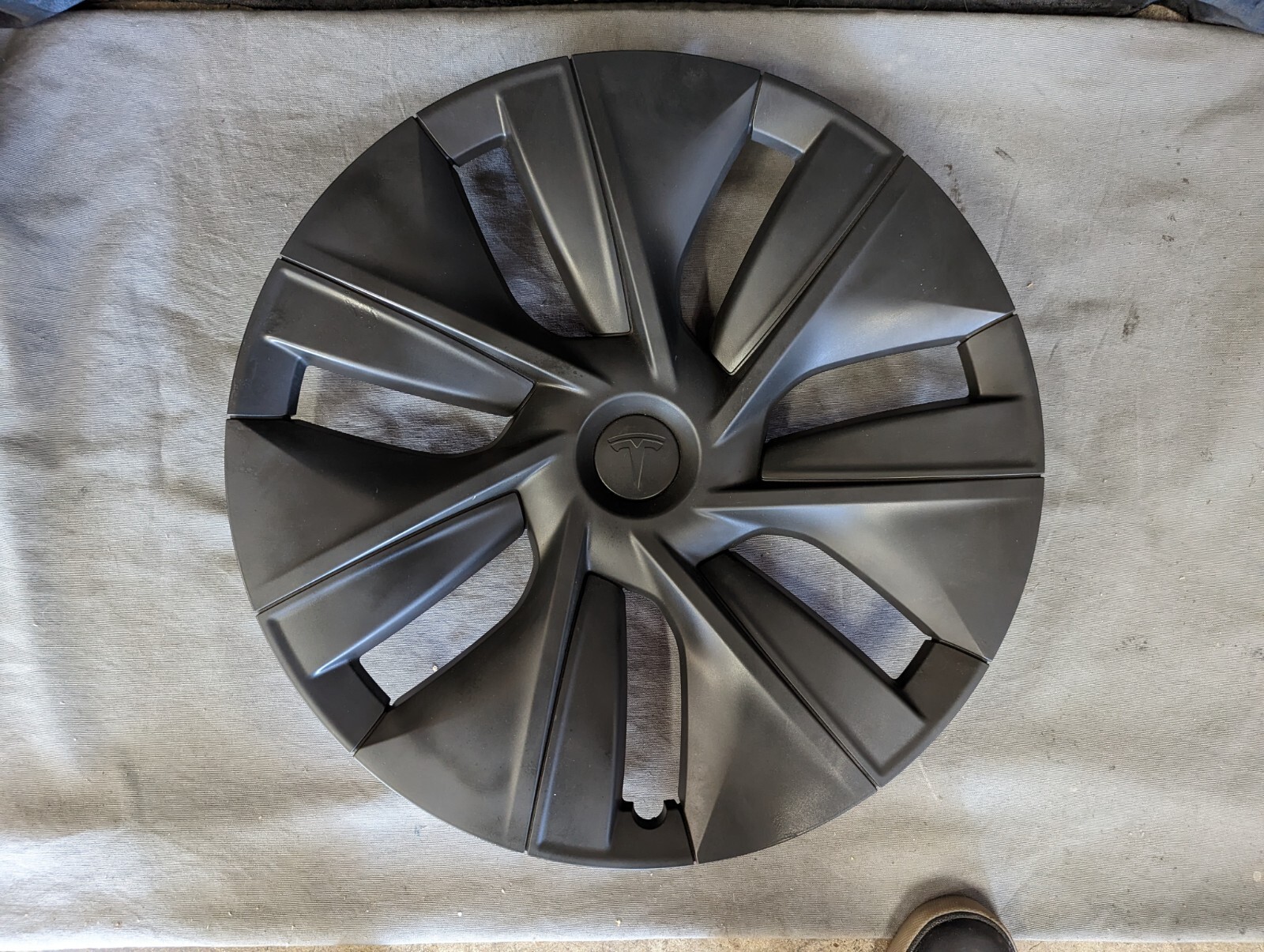 2020-2023 Tesla Model Y 19" Gemini Wheel Covers 1044235-00-B | Genuine ...