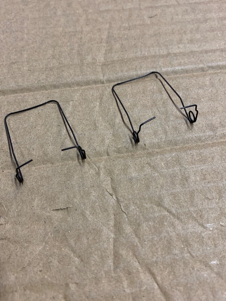 2 GENUINE Rainbow vacuum cleaner Latch springs clips R7141 for E and e2 ...