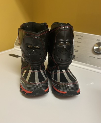 DARTH VADER Light-up Snow Boot Toddler Size 8 STAR WARS Hook & Loop ...