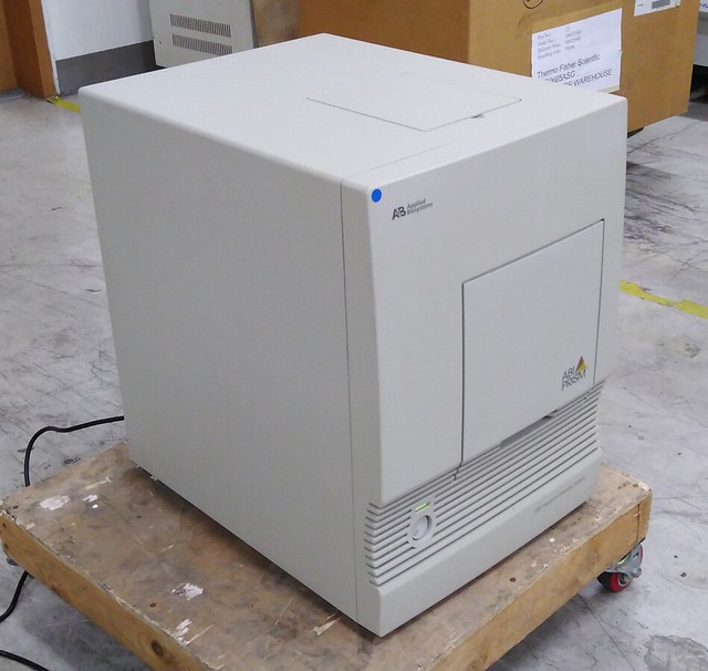 ABI Prism 7000 Sequence Detection System With Laptop and Software for ...