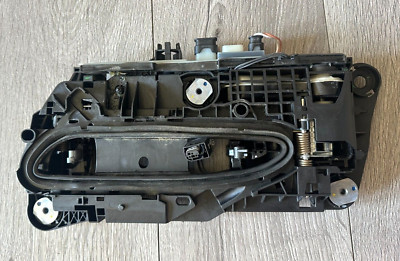 2021-2024 MERCEDES S500 S580 LEFT DOOR HANDLE BEARING BRACKET ...