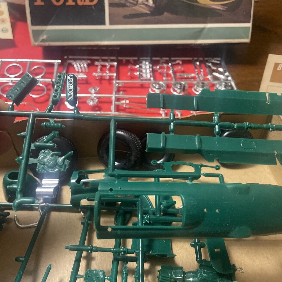 Vintage AMT Lotus powered by Ford model kit 1/25 scale Opened Box AS IS ...