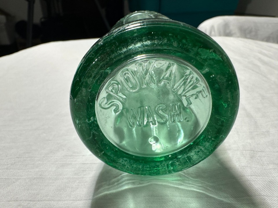 Coca Cola Spokane Washington Embossed Hobble Skirt Bottle | eBay UK