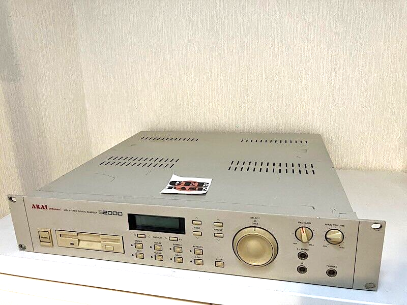 AKAI S2000 Professional Midi Stereo Digital Sampler Rack Mountable NOT ...
