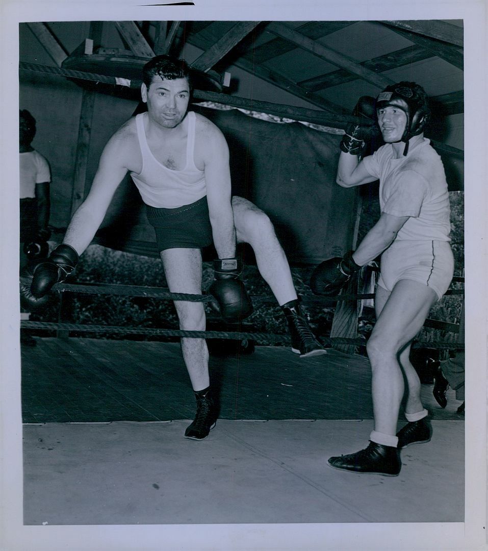 1940 Jack Dempsey Boxing Legend Climbs Into Ring Training Camp Press ...