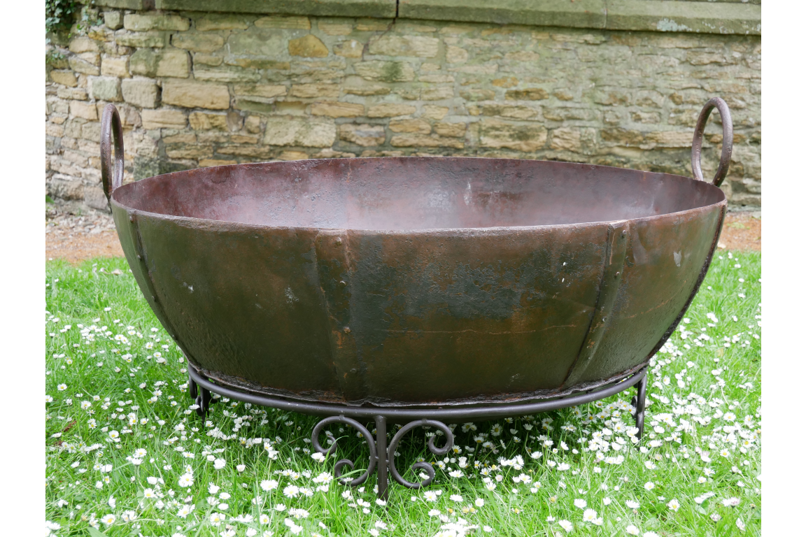 Giant Kadai Fire Pit Indian Fire Pit with Stand Wrought Iron Fire Bowl ...
