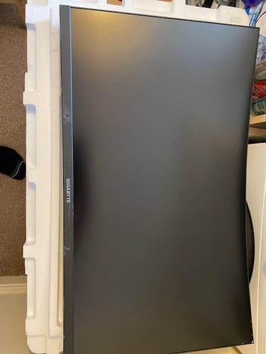 Gigabyte 32 inch monitor curved G32QC | eBay UK
