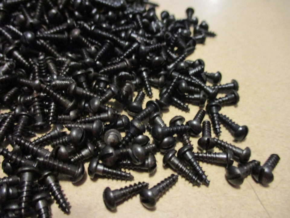 70 - VINTAGE NEW-OLD STOCK BLUED SLOTTED ROUND HEAD STEEL WOOD SCREWS ...