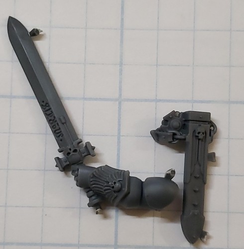 40k Space Marines Bits Company Captain Mortis Relic Power Sword w ...