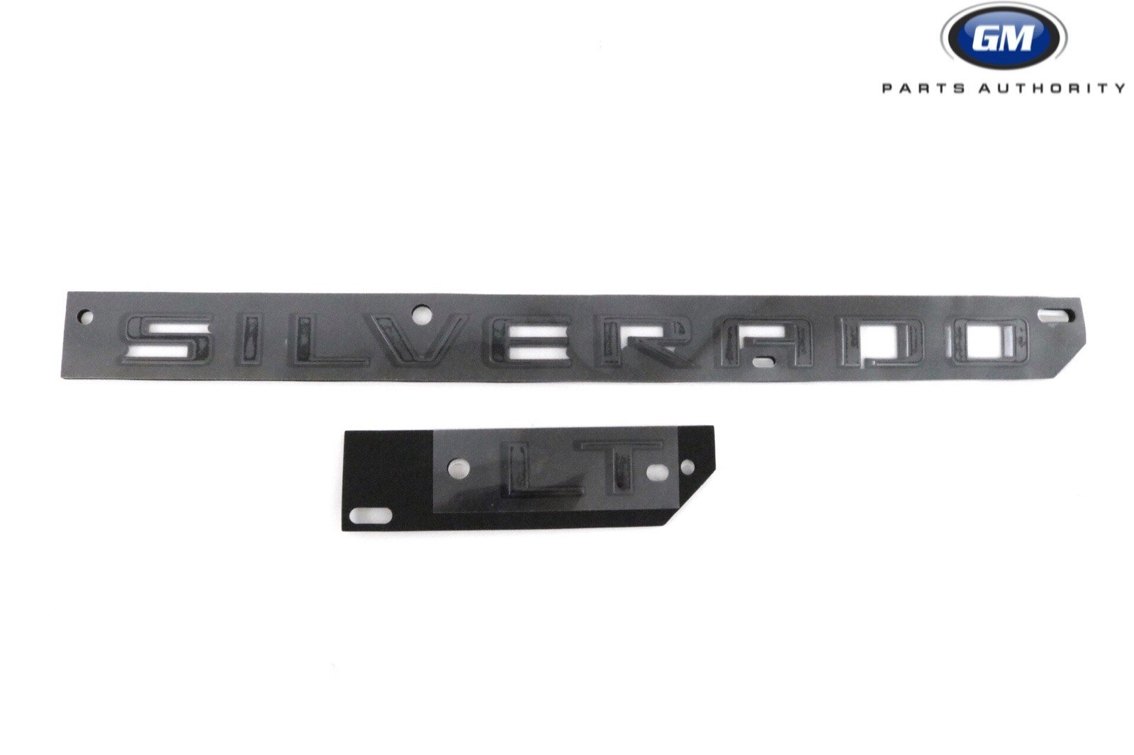 2019-2024 Chevrolet Silverado LT Duramax Black Emblem Kit 86539778 ...