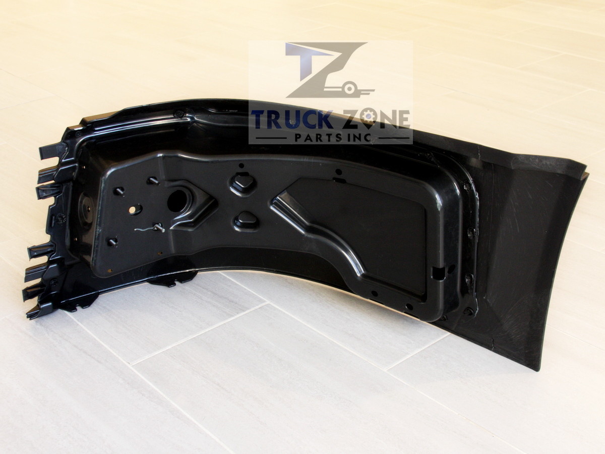 2004-2015 Volvo VNL Corner Bumper Passenger Right No Hole | 20506621 ...