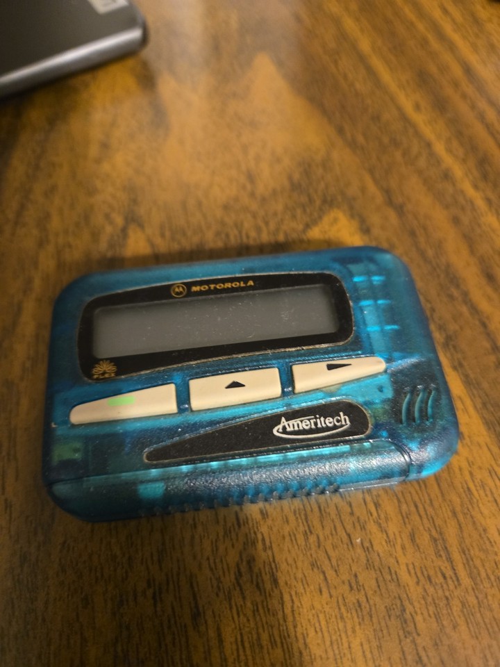 Vintage Motorola Ameritech Pager – Transparent Blue – Fully Working ...