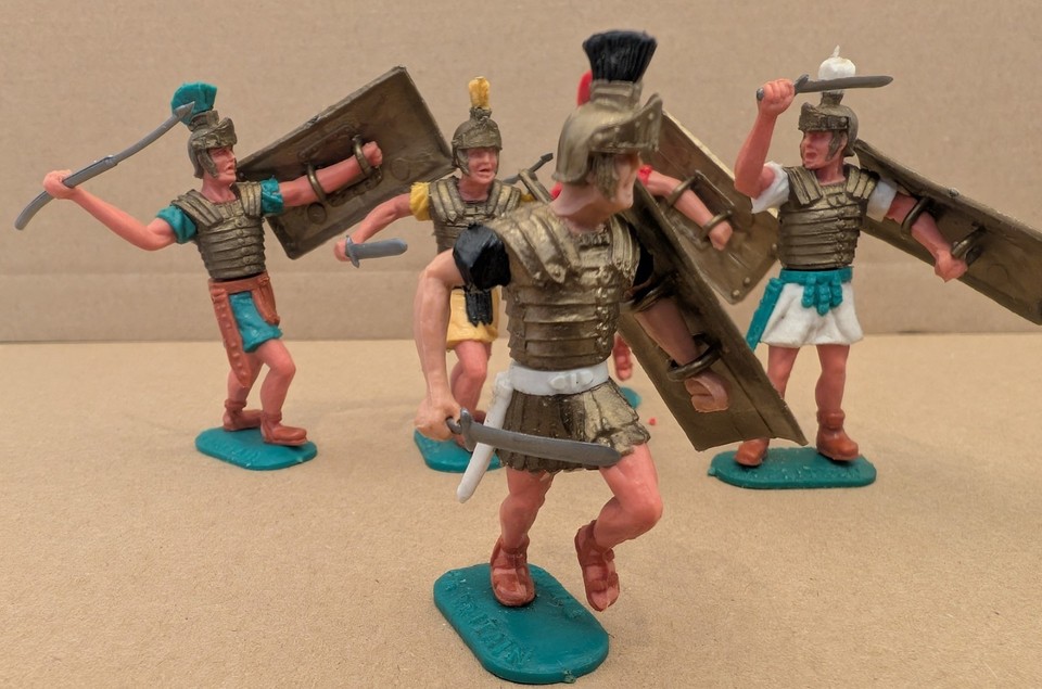 Timpo Roman Soldiers - Infantry Set - Shield Straps Intact On Five ...