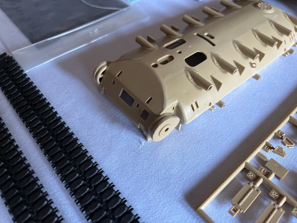 Tamiya US Marine M60A1 w/ Reactive Armor #35157 1/35 Scale Model Kit ...