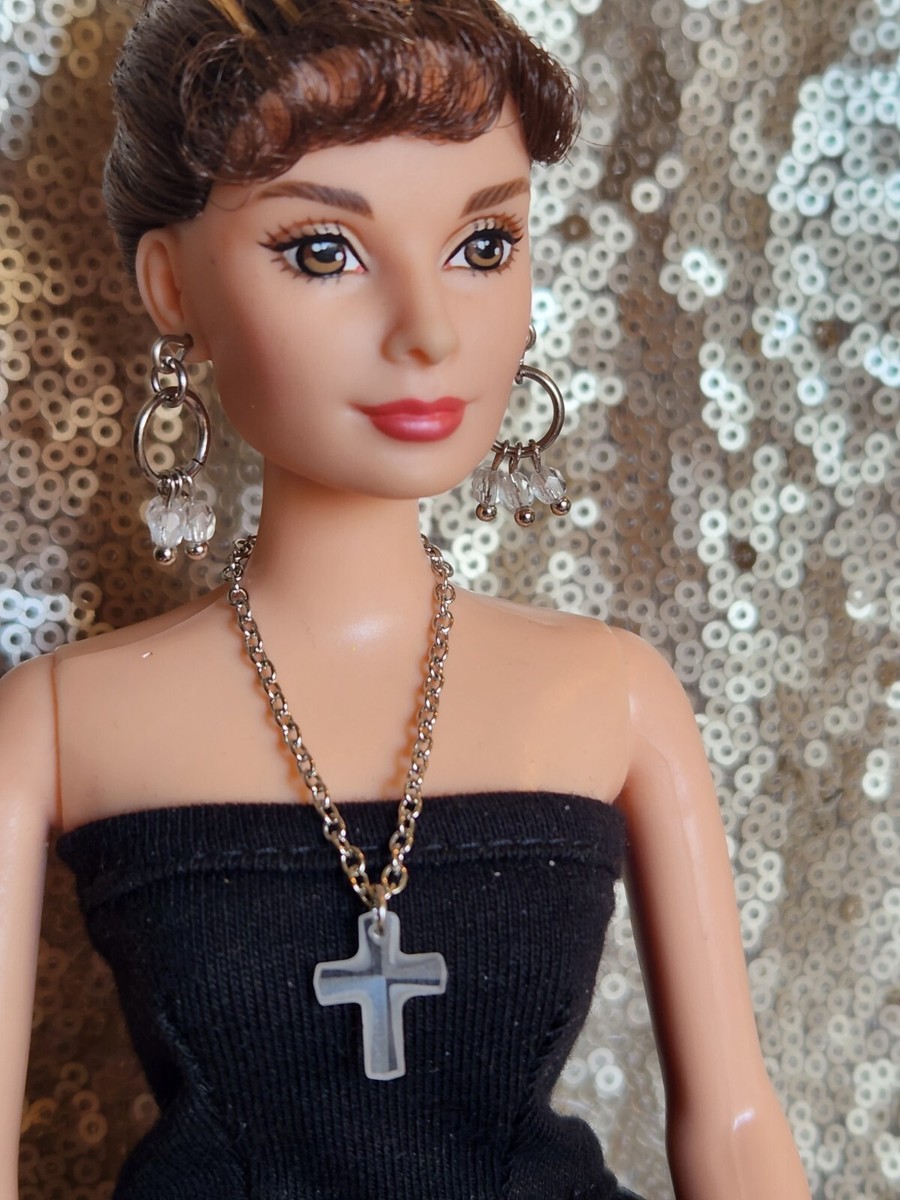 Barbie Cross's Instagram, Twitter & Facebook on IDCrawl