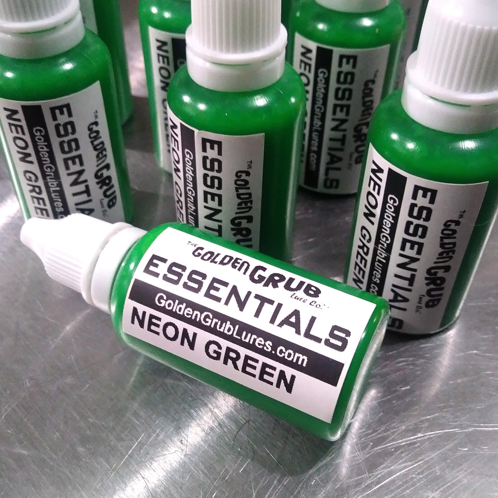 NEW 1 OZ. NEON GREEN Essentials Dye Color Fishing Soft Plastic Bait ...