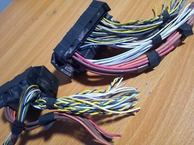 Bmw E90 Engine Computer Ecm Wiring Harness Plug Connectors 7609656 | eBay