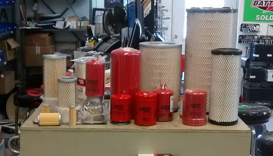 YANMAR TRACTOR F14, F14D, GT14, F15, F15D, F16, F16D W/SHORT OIL FILTER ...