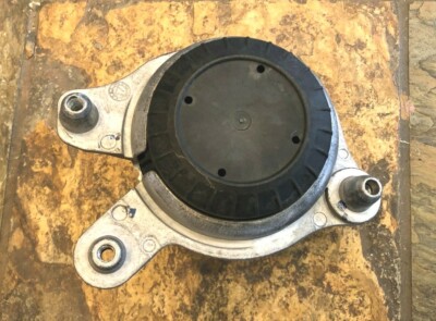 2017-2020 MERCEDES C300 4Matic Base RIGHT ENGINE MOTOR MOUNT ...