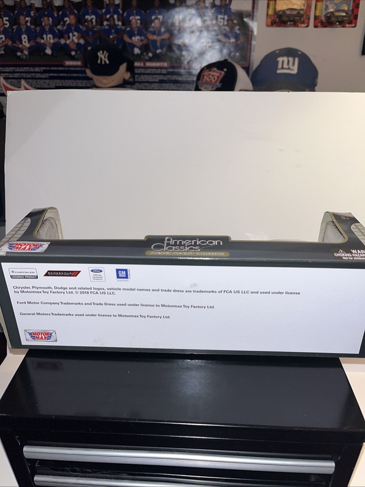 Motor Max Ford Super Crew Red & 77 Firebird Trans Am, Brown 1/43 Scale ...