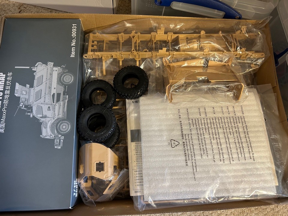 TRUMPETER 00931 US MaxxPRO MRAP 1/16 Scale *Missing decals | eBay UK