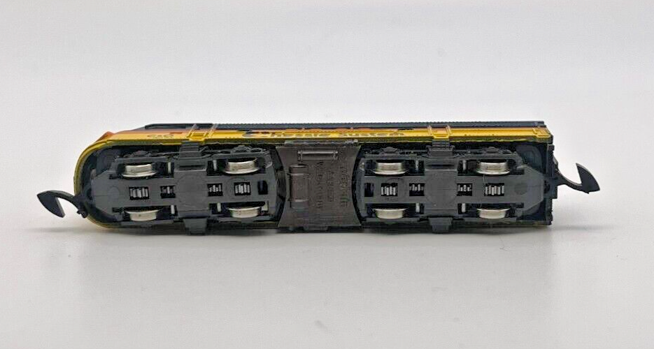 Z Scale Marklin 8106 Chessie Set DCC Or DC F7 Loco W/ Digital Decoder ...
