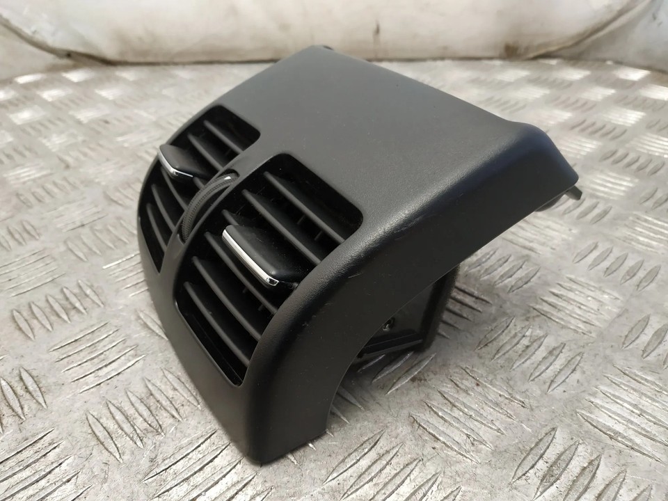MERCEDES-BENZ C Coupe C204 Center Console Air Vent A2048300354 2.10 ...