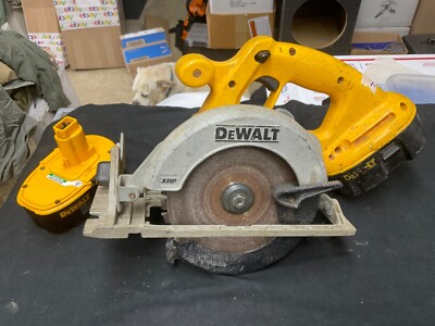 DEWALT 18V DC390 6-1/2" 18V Cordless Circular Saw Tool only | eBay