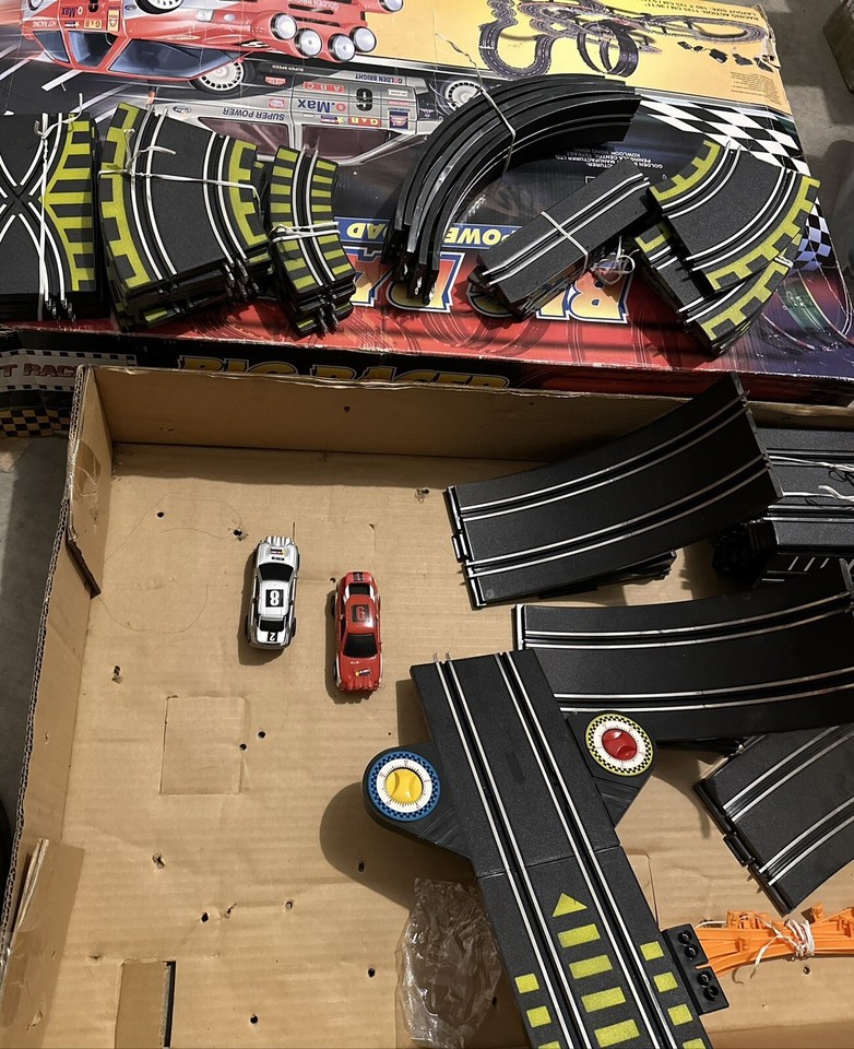 Big Racer Road Racing Set- Electric Powered 672197662608| eBay