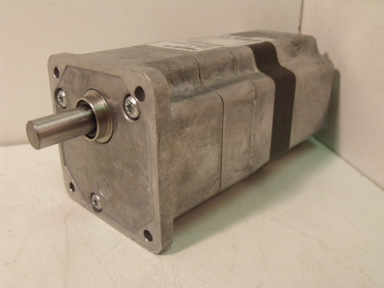 New Schneider 0018001200100 N066/2DC024V-054RCAN00 Integrated Drive | eBay