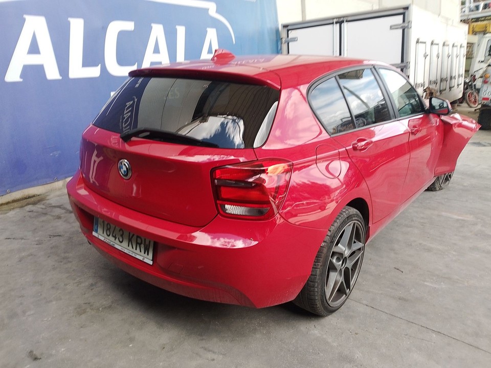 51137262120 GRILLE DE PARE-CHOCS CENTRAL / 1138709 POUR BMW 1 F20 116 D ...