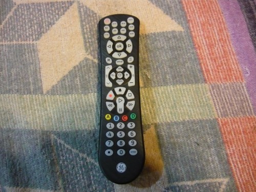 GE General Electric 41567 UltraPro 8-Device Backlit Universal Remote ...