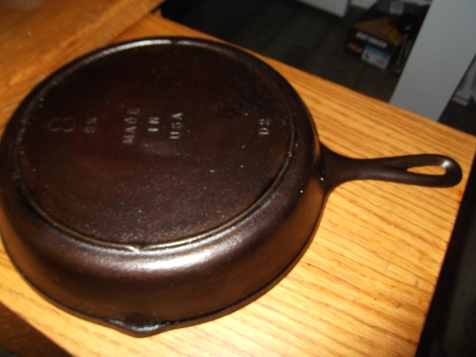 3 Notch Lodge 8 SK 10 1/2" cast iron skillet D2 restored | eBay