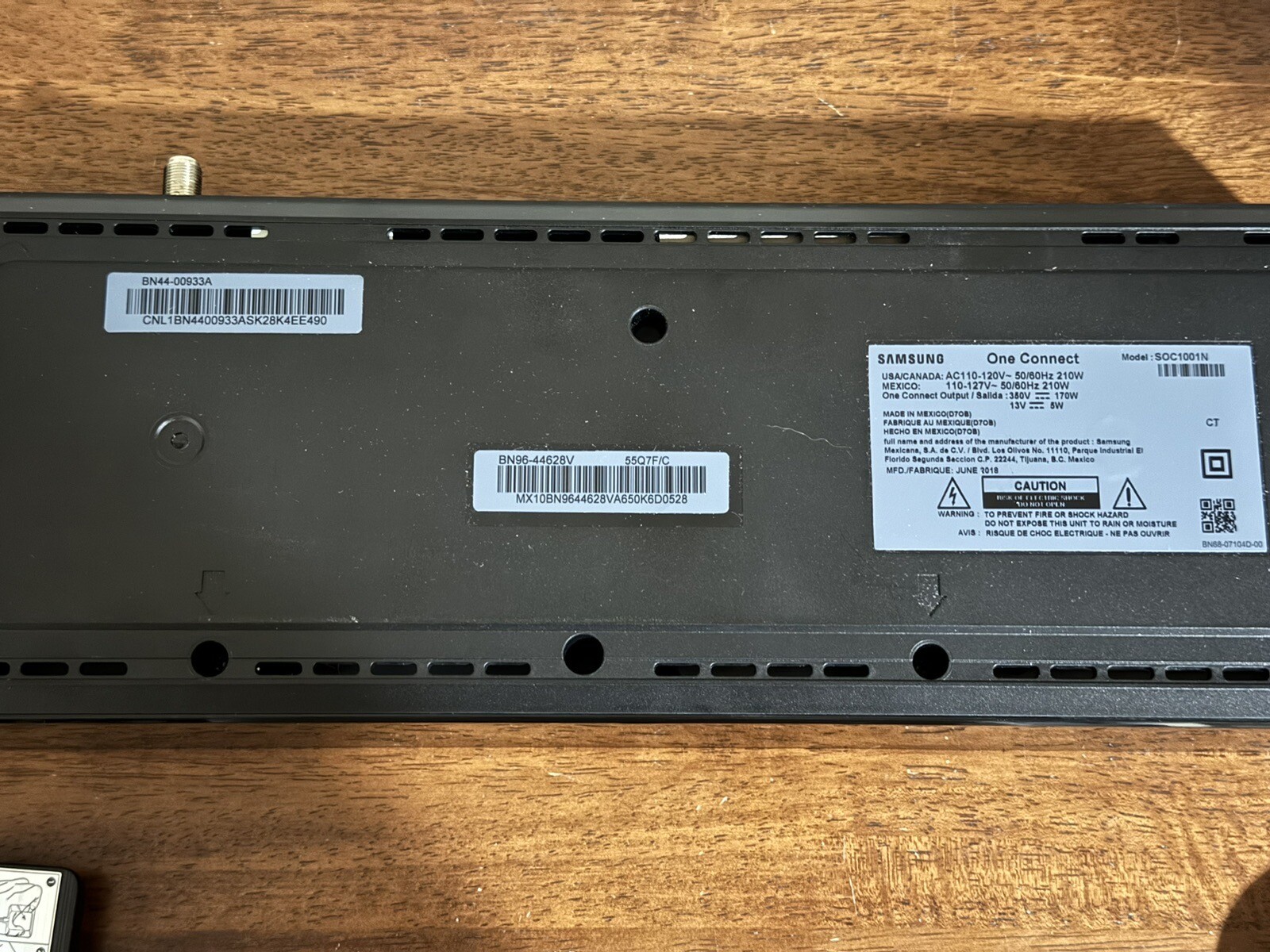 Samsung One Connect Box (BN96-44628V / SOC1001N) With Invisible Cable ...