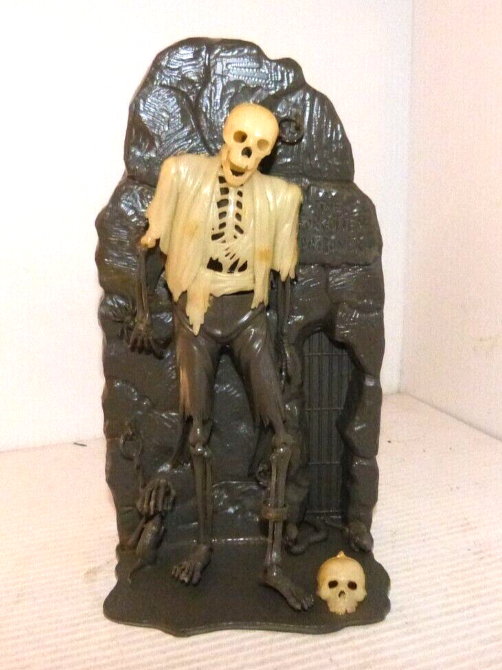 Vintage Original Aurora The Forgotten Prisoner Model Kit 1966 Built Up ...