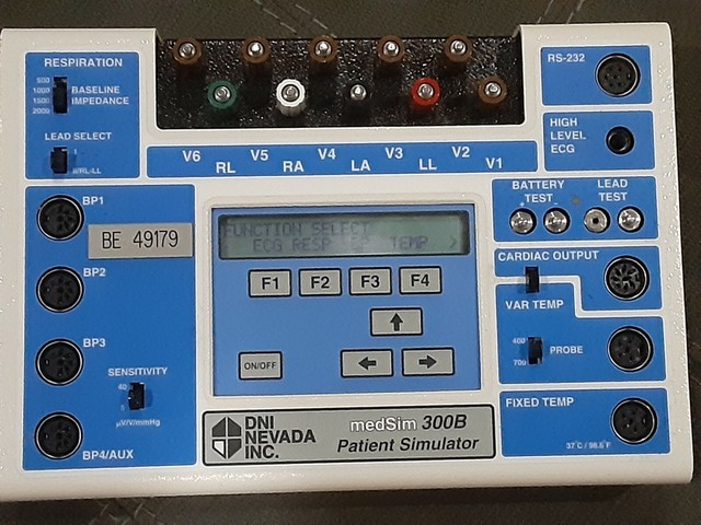 Dynatech DNI Nevada MedSim 300B Patient ECG Simulator | eBay