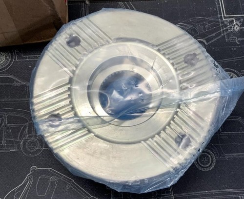 Allison Transmission 29541511 FLANGE-OUTPUT, ISO 180, CROSS SERRATED, W ...