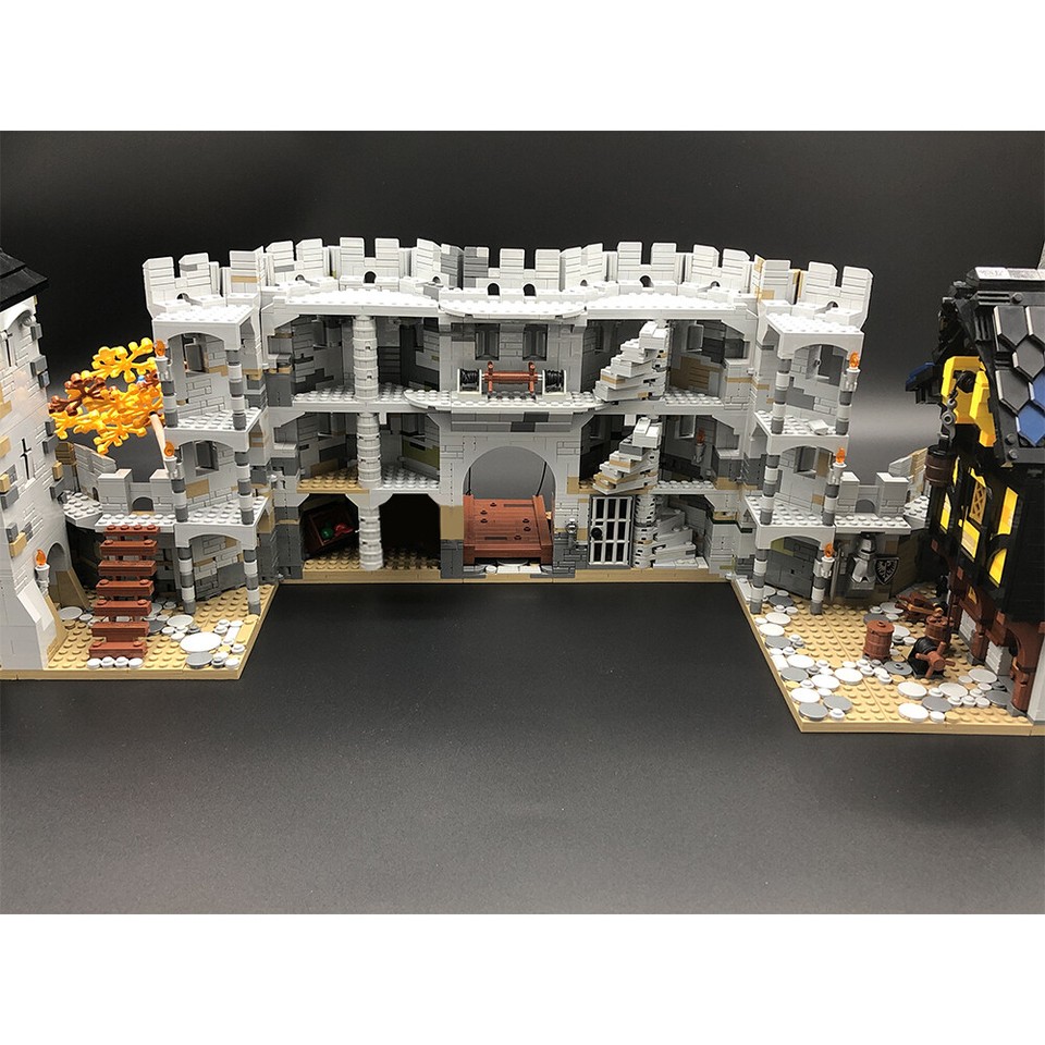MOC: Medieval Fortress Castle Model Toys Building Set 5812 Pieces Good ...