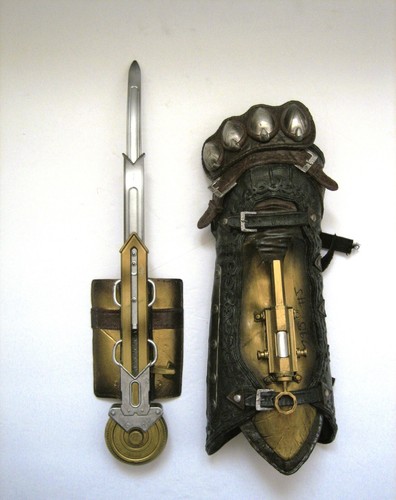ASSASSIN'S CREED 6 SYNDICATE HIDDEN BLADE GAUNTLET | eBay