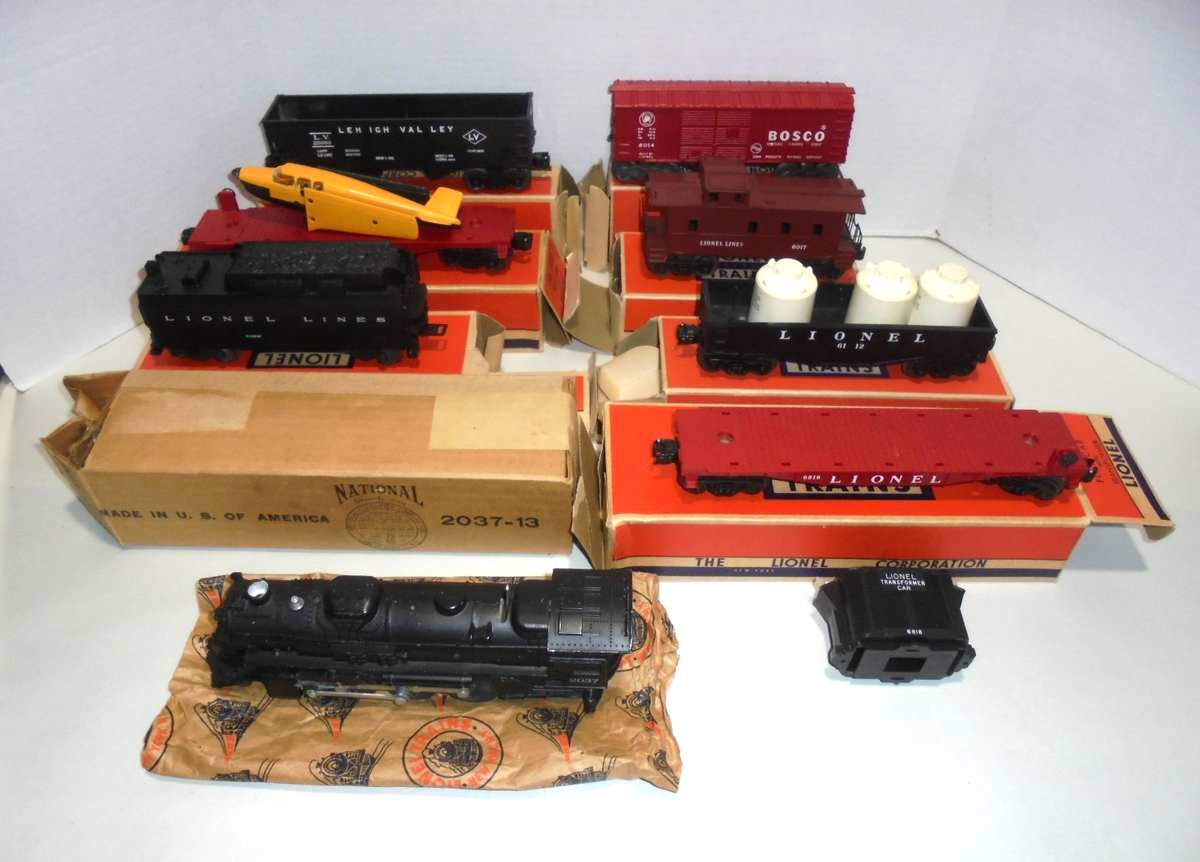 Post War Lionel Train Sets