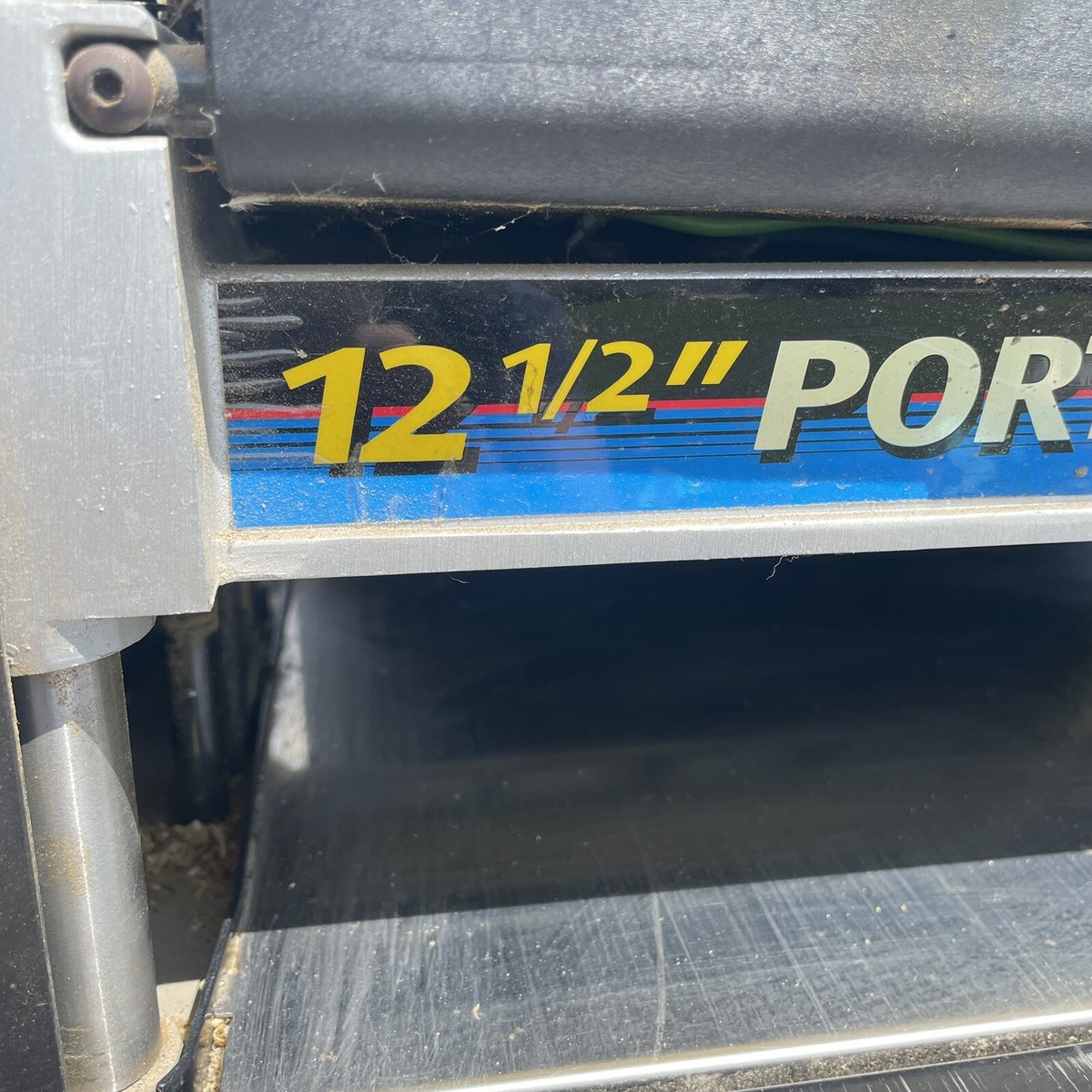 Delta 22560 Portable Planer 25377 Changing The Blades On A 22 560C